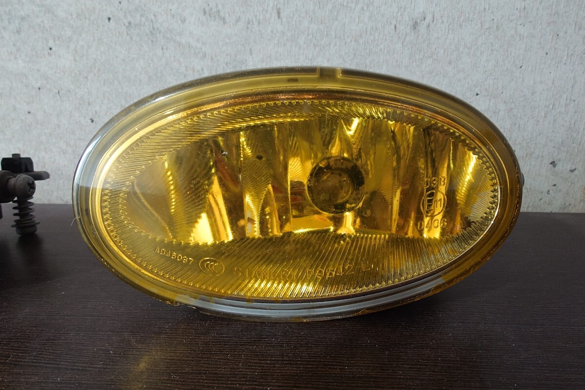 Yahoo!オークション - GE8 フォグランプ イエロー