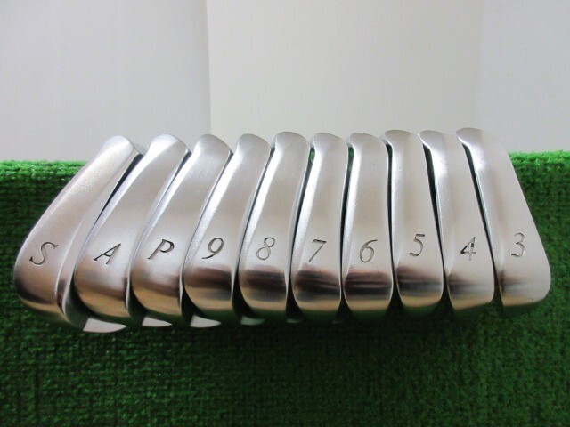 Yahoo!オークション - 名器 プロギア DATA811 アイアンセット 豪華10本...