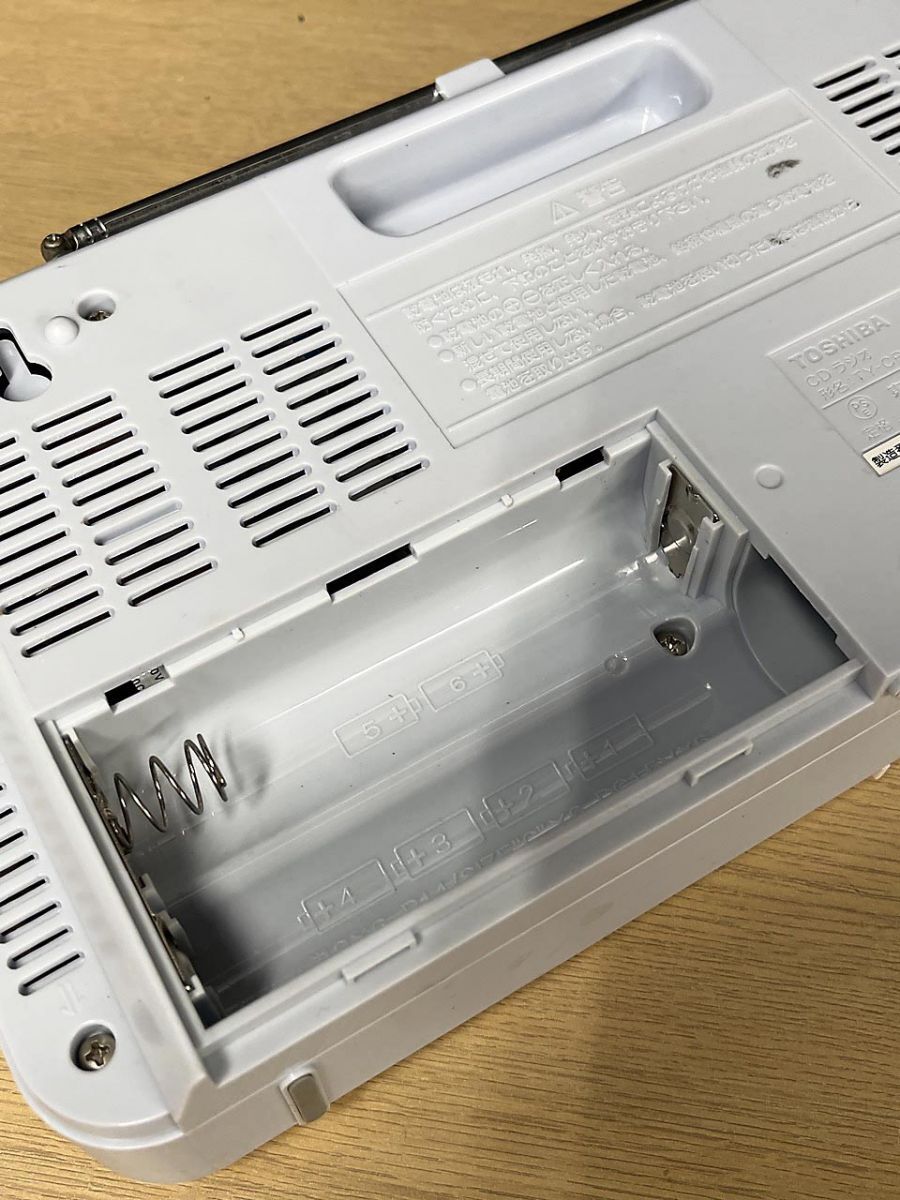 Yahoo!オークション - TOSHIBA 東芝 CD ラジオ プレイヤー TY-CR22 AM ...