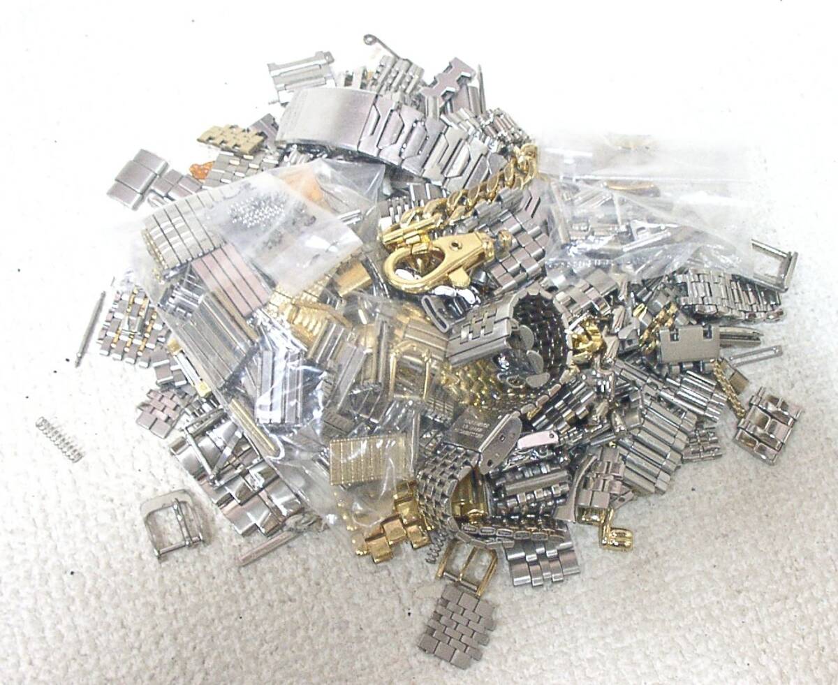 Yahoo!オークション - 金属時計バンドの部品 コマ ピンなど580g 617