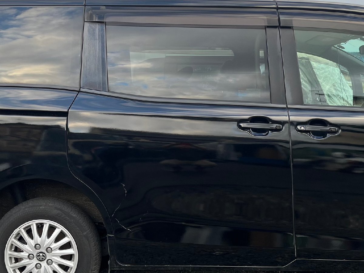 Yahoo!オークション - H27年 80系(ZWR80) ヴォクシー HV 右スライドド...