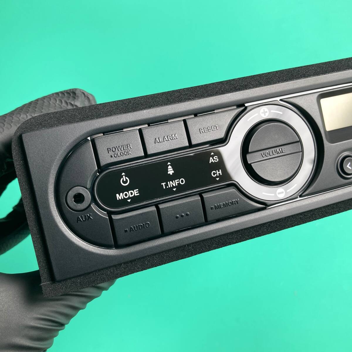 Yahoo!オークション - 24V UDトラックス 純正品 ラジオ 日野/いすゞ/...