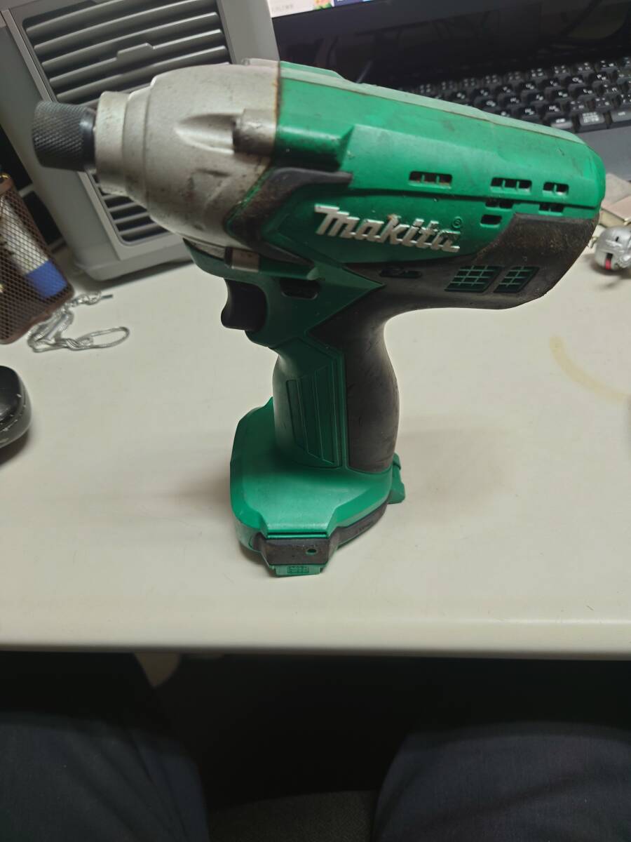 Yahoo!オークション - makita マキタ M694D インパクトドライバー 12V ...
