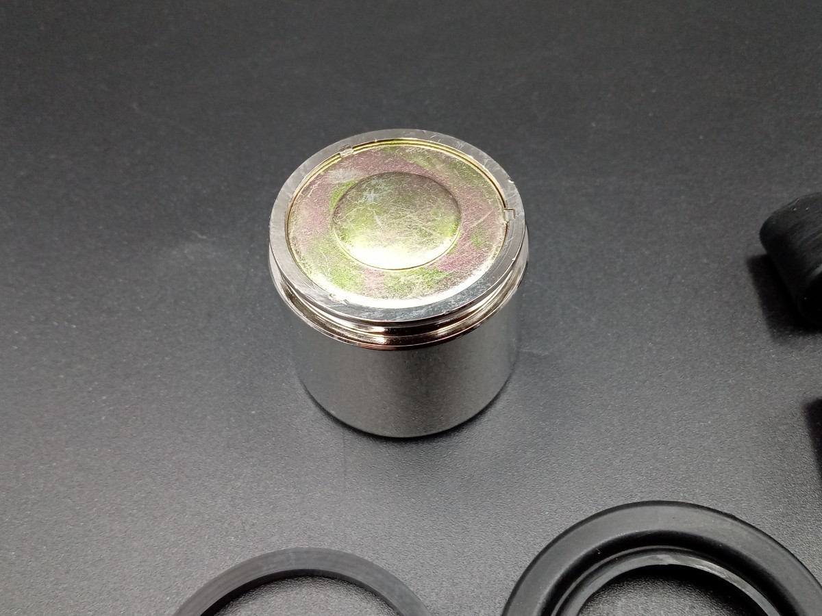 Yahoo!オークション - ダブル GT380 GT550GT750 RE5 キャリパー ピスト...