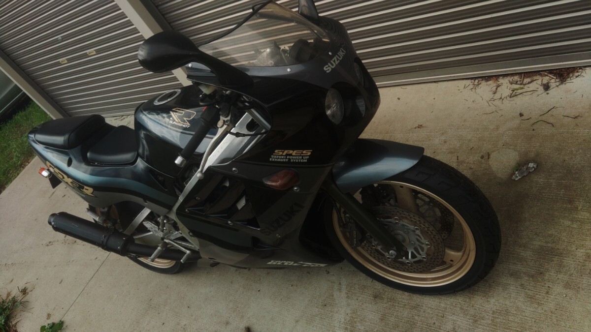 Yahoo!オークション - GSX-R250R GSXR250R GJ73A スズキ レストアベー...
