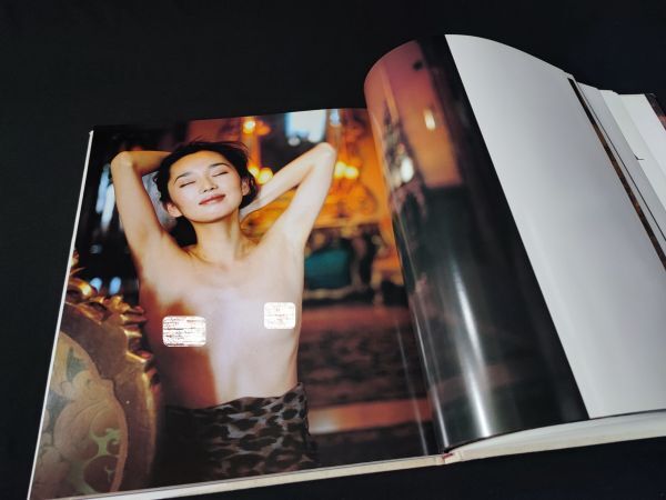 Yahoo!オークション - 【1998年・葉月里緒奈 ヘアヌード写真集「RIONA...