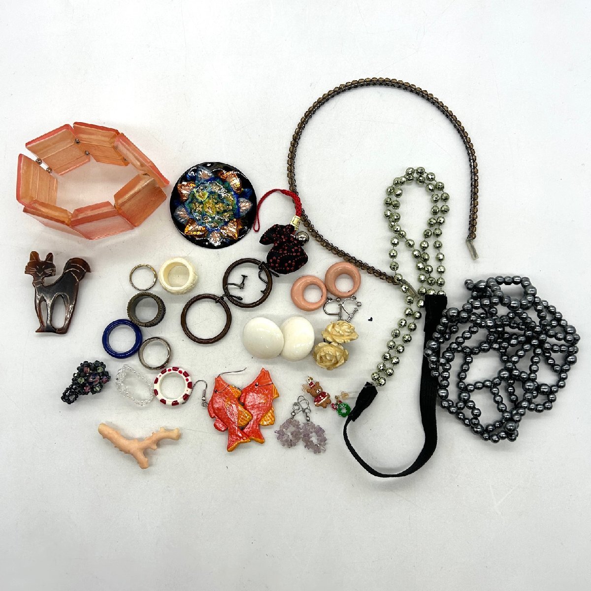 80 1円 おまとめ アクセサリー ネックレス ブレスレット 数珠 パーツ 他 天然石 ビーズ など 約2.2㎏ 品 破損あり ジャンク品(その他)｜売買されたオークション情報、yahooの ...