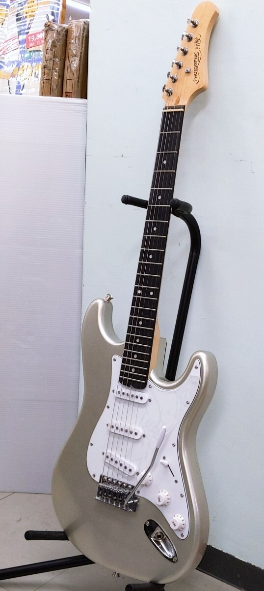 Yahoo!オークション - PhotoGenic エレキギター STタイプ ST-180/SV シ...