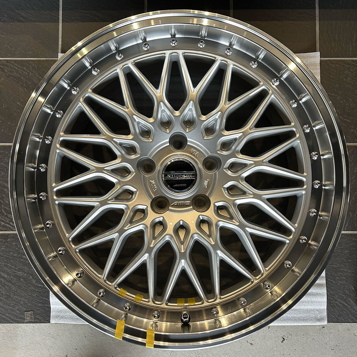 Yahoo!オークション - 訳あり AME アルミホイール 単品 1本のみ シュタ...