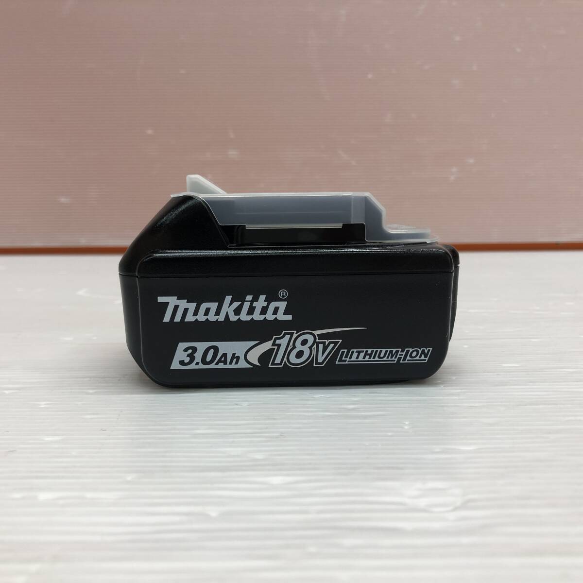Yahoo!オークション - KD17 マキタ/リチウムイオンバッテリ/BL1830B/18...