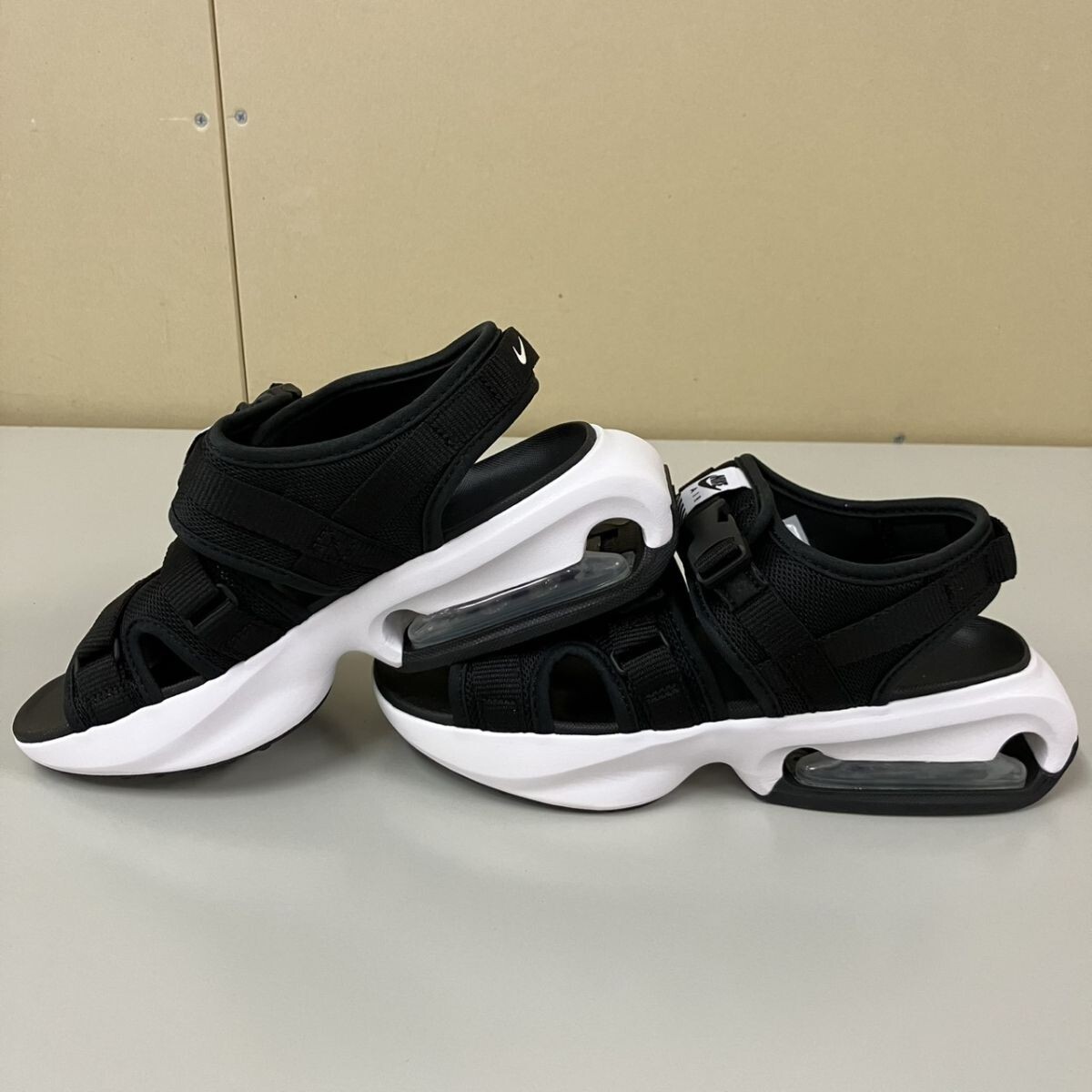 K323-T27-976 NIKE AIR ナイキ エア マックス ソル サンダル FD5982-002 24cm ウィメンズ ブラック ホワイト 箱付き AIR MAX SOL TE(24 ...