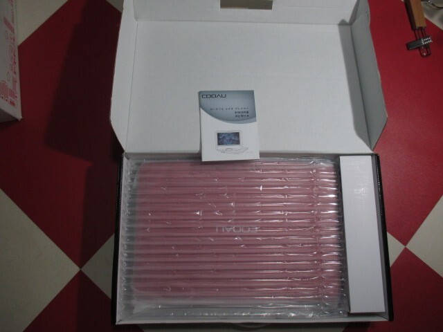 Yahoo!オークション - 新品 未使用 箱付き ポータブルDVDプレイヤー 赤...