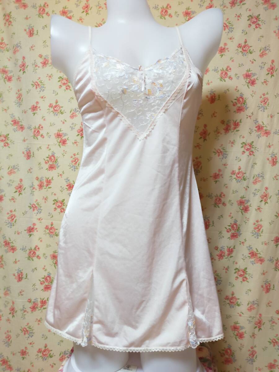 Yahoo!オークション - Hasho 日本製 B80 丈75 レーシー 吊り型スリッ...