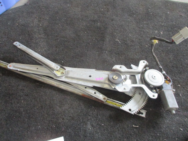 Yahoo!オークション - A5097 EJ1/シビッククーペ 純正運転席側ドアレギ...