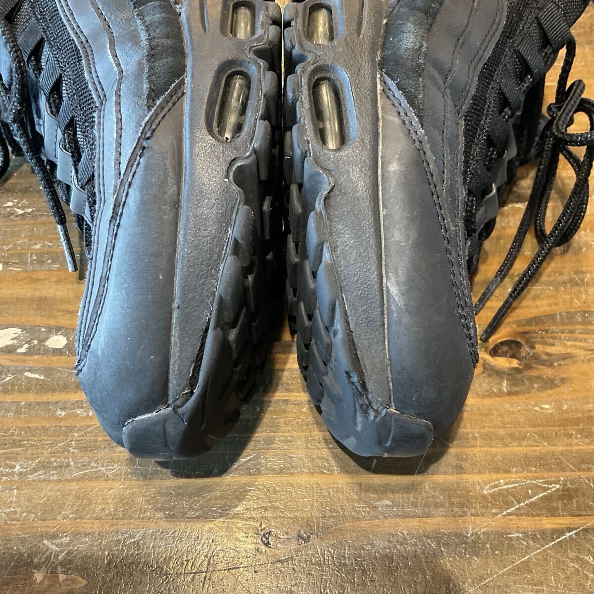 Yahoo!オークション - NIKE ナイキ AIR MAX 95 ESSENTIAL エアマックス...