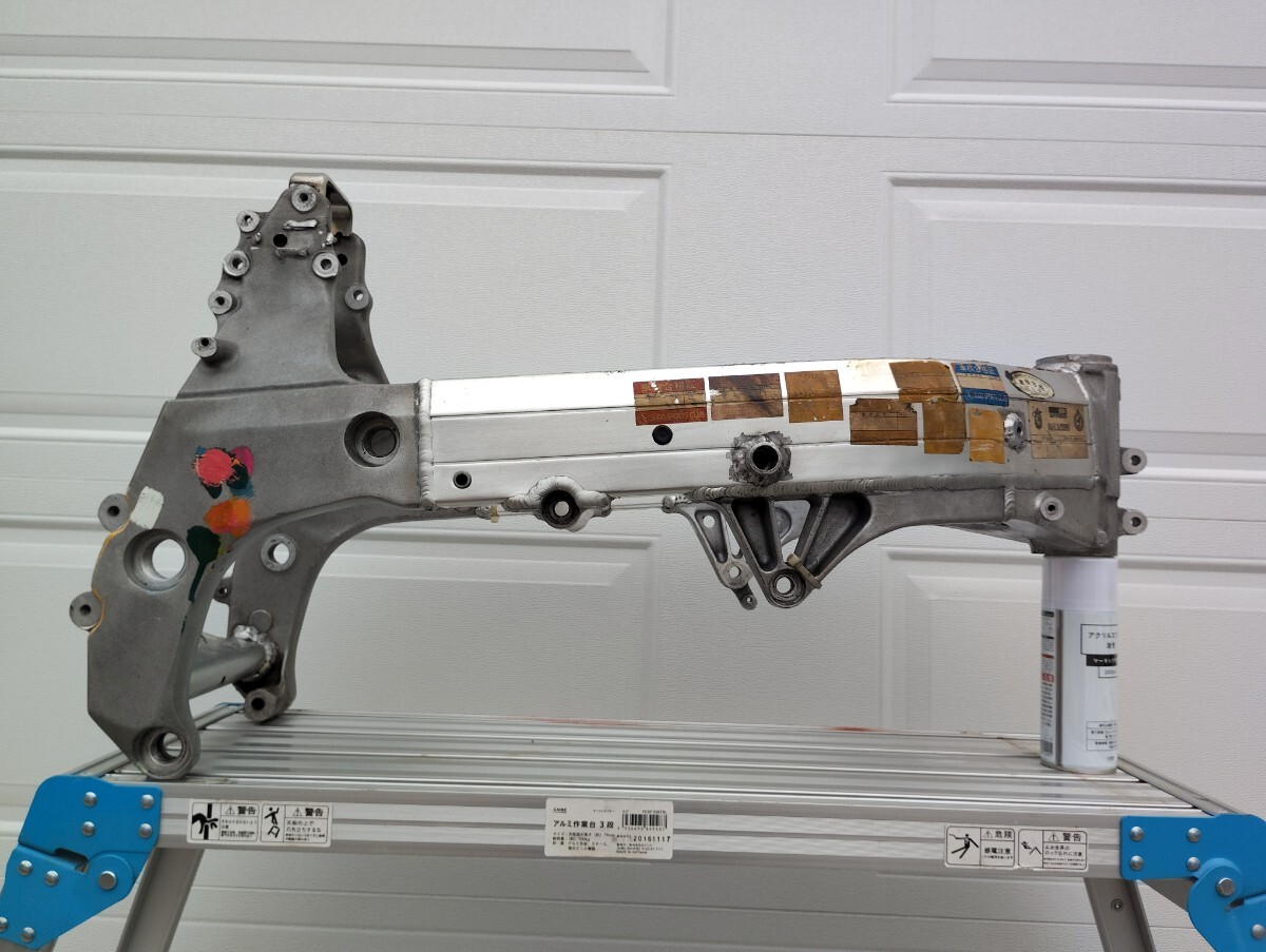 Yahoo!オークション - VFR750R RC30 フレーム 書類無し