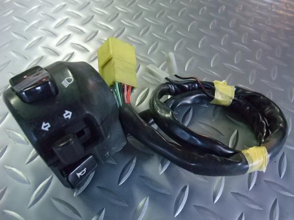 Yahoo!オークション - スカイウェイブ250（CJ43）ハンドルスイッチボッ...