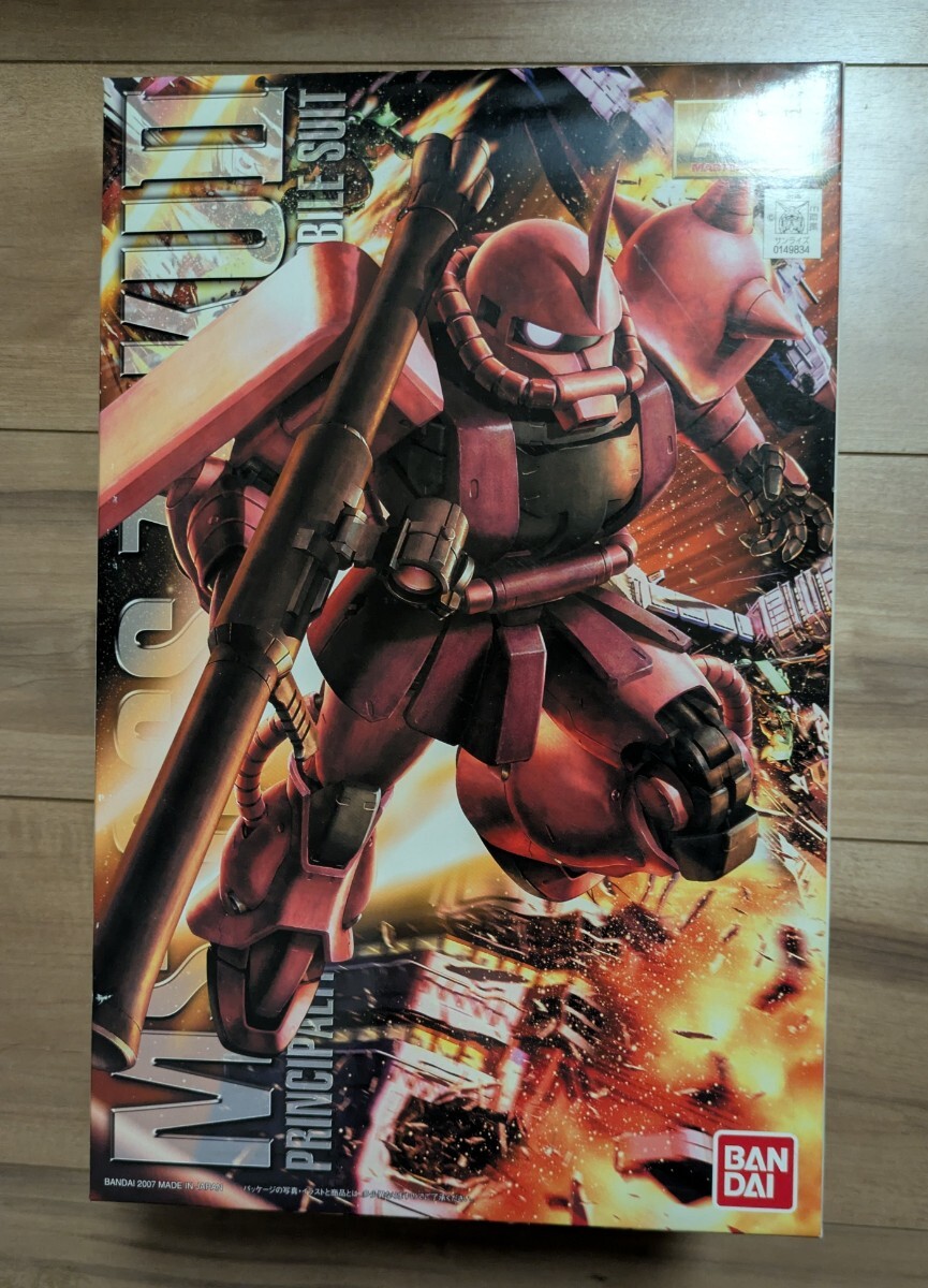 Yahoo!オークション - 即決 BANDAI 機動戦士ガンダム MG 1/100 MS-06S...