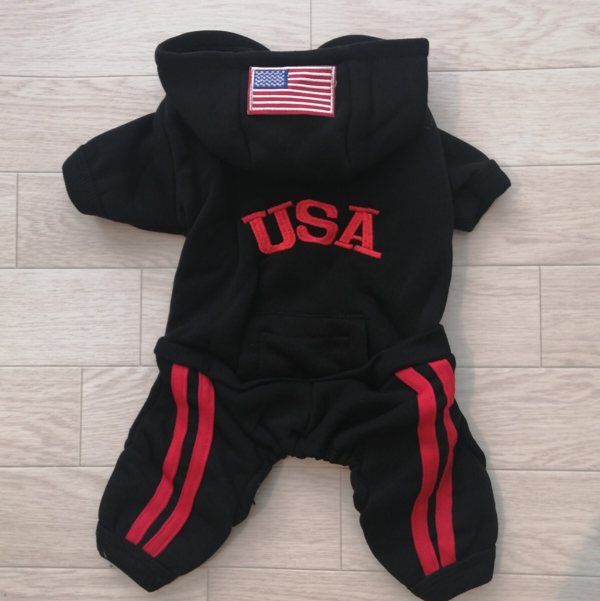 Yahoo!オークション - M 犬服 2色セットUSAつなぎ風パーカー あったか...