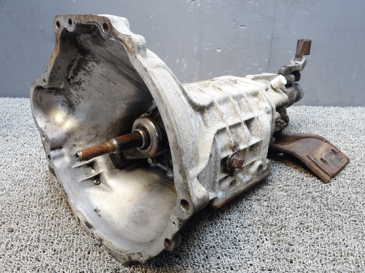 Yahoo!オークション - 8263 日産 ブルーバード 510 1600SSS 4MT ミッシ...