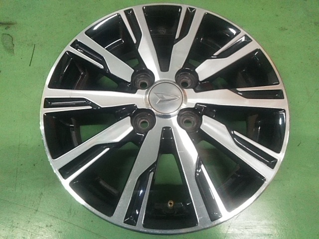 Yahoo!オークション - ダイハツ タントカスタム 純正 14x4.5J 4H PCD1...