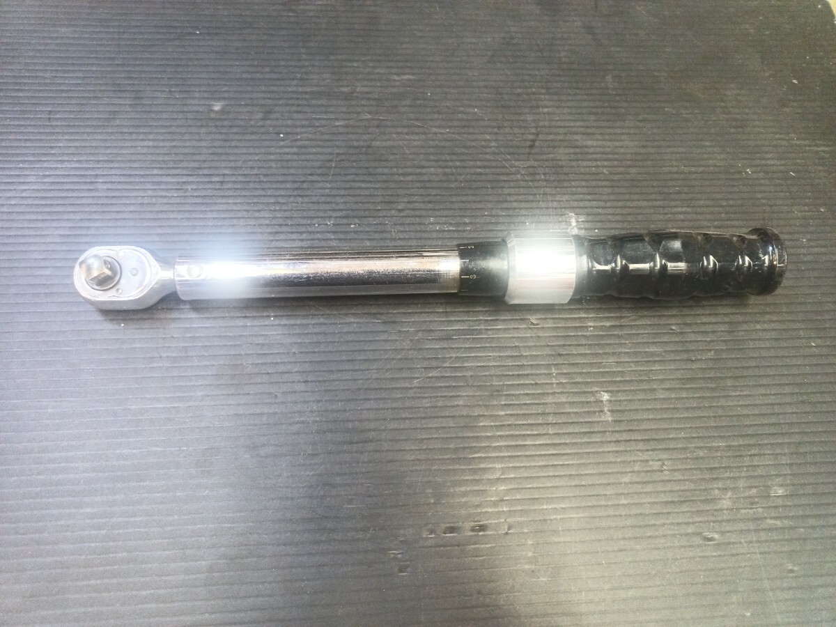 Yahoo!オークション - KTCトルクレンチ CMPA052 工具 京都機械工具 3/8...