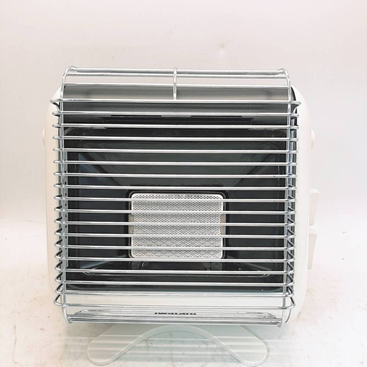 Yahoo!オークション - w281 Iwatani イワタニ 屋内専用 カセットガス ...