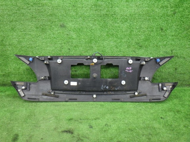 Yahoo!オークション - # H23年 フーガ HY51 Y51 純正 トランク ガーニ...