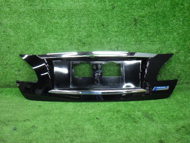 Yahoo!オークション - # H23年 フーガ HY51 Y51 純正 トランク ガーニ...