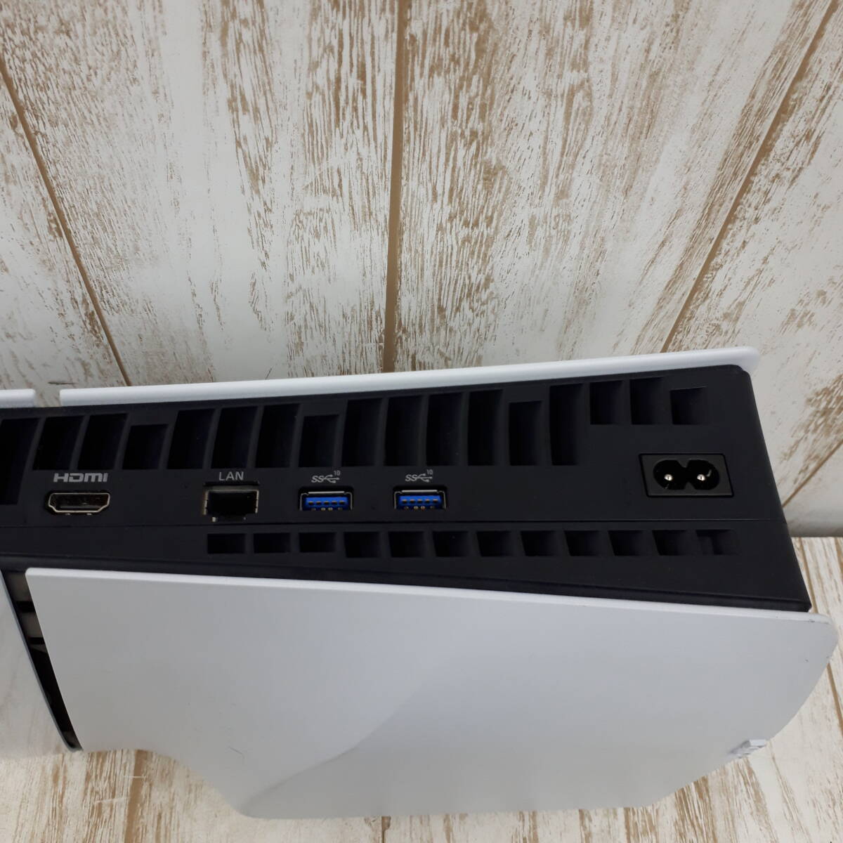 Uc1143-093 100 PS5 本体 CFI-2000A ディスクドライブ搭載 初期化済み(PS5本体)｜売買されたオークション情報、yahooの商品情報をアーカイブ公開 ...