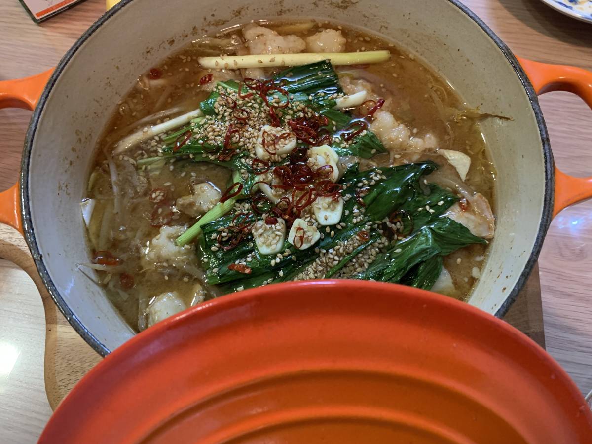 Yahoo!オークション - 「牛小腸1kg」牛ホルモン 本格焼肉店 業務用 焼...