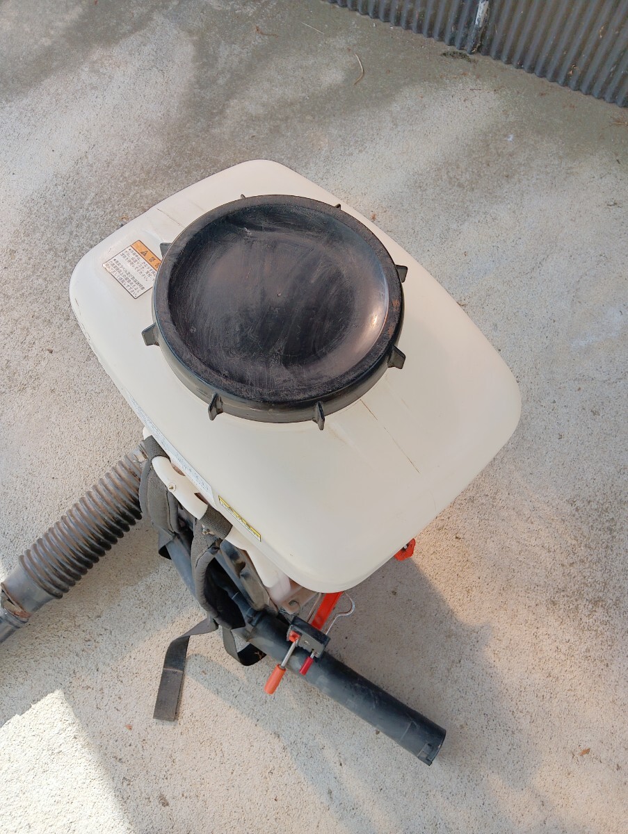Yahoo!オークション - 共立 KIORITZ DMC601 背負動力散布機 噴霧機 現...