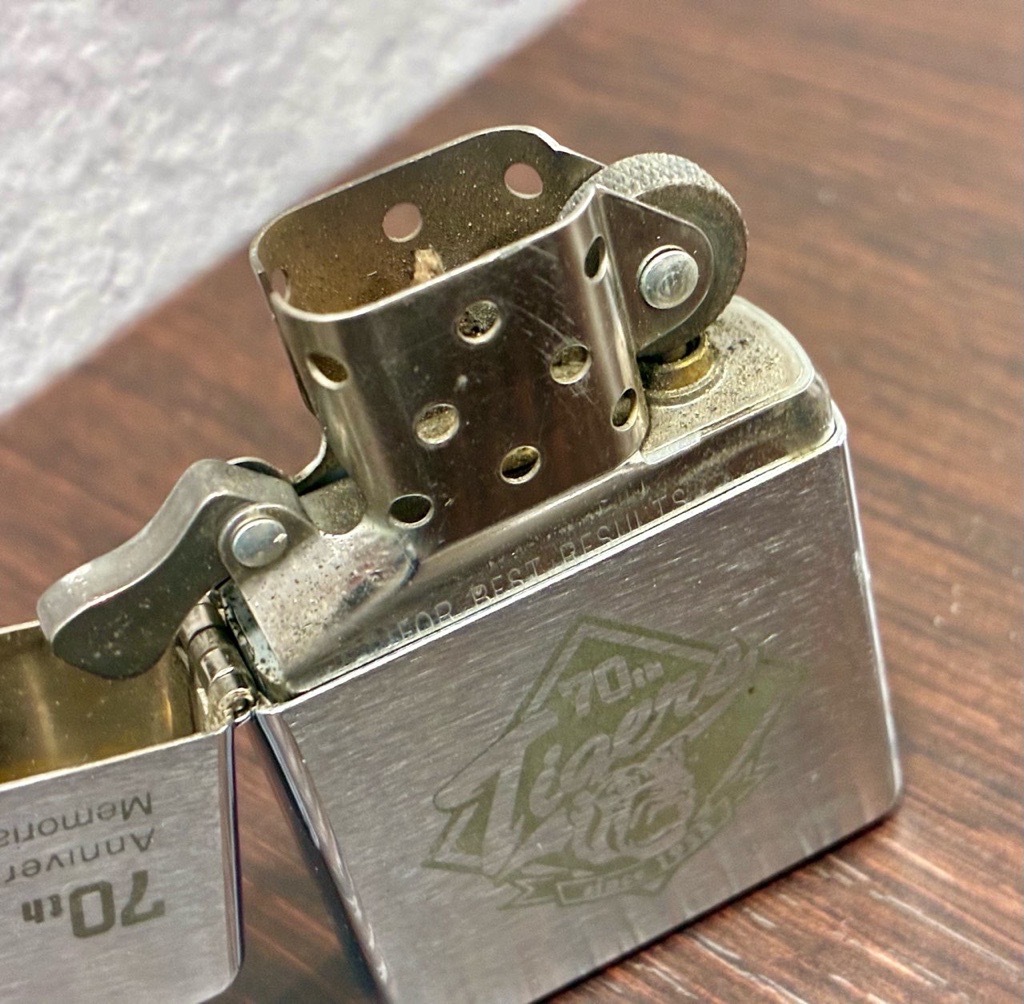 Yahoo!オークション - #890 ZIPPO ジッポー 阪神タイガース70thアニバ...