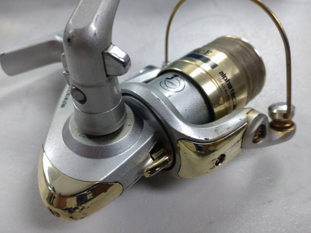 Yahoo!オークション - 11761-09 ノンブランド混在 リール27点おめとめ ...