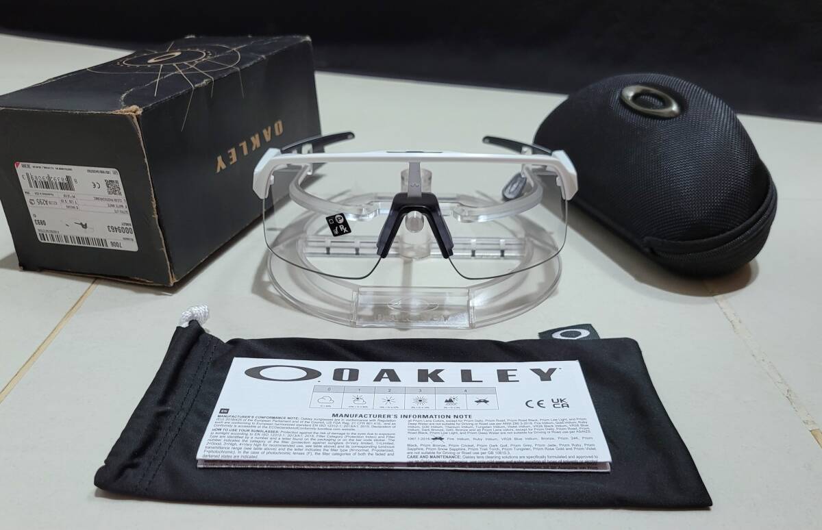 Yahoo!オークション - 新品 未使用 調光レンズ Oakley オークリー Sutr...