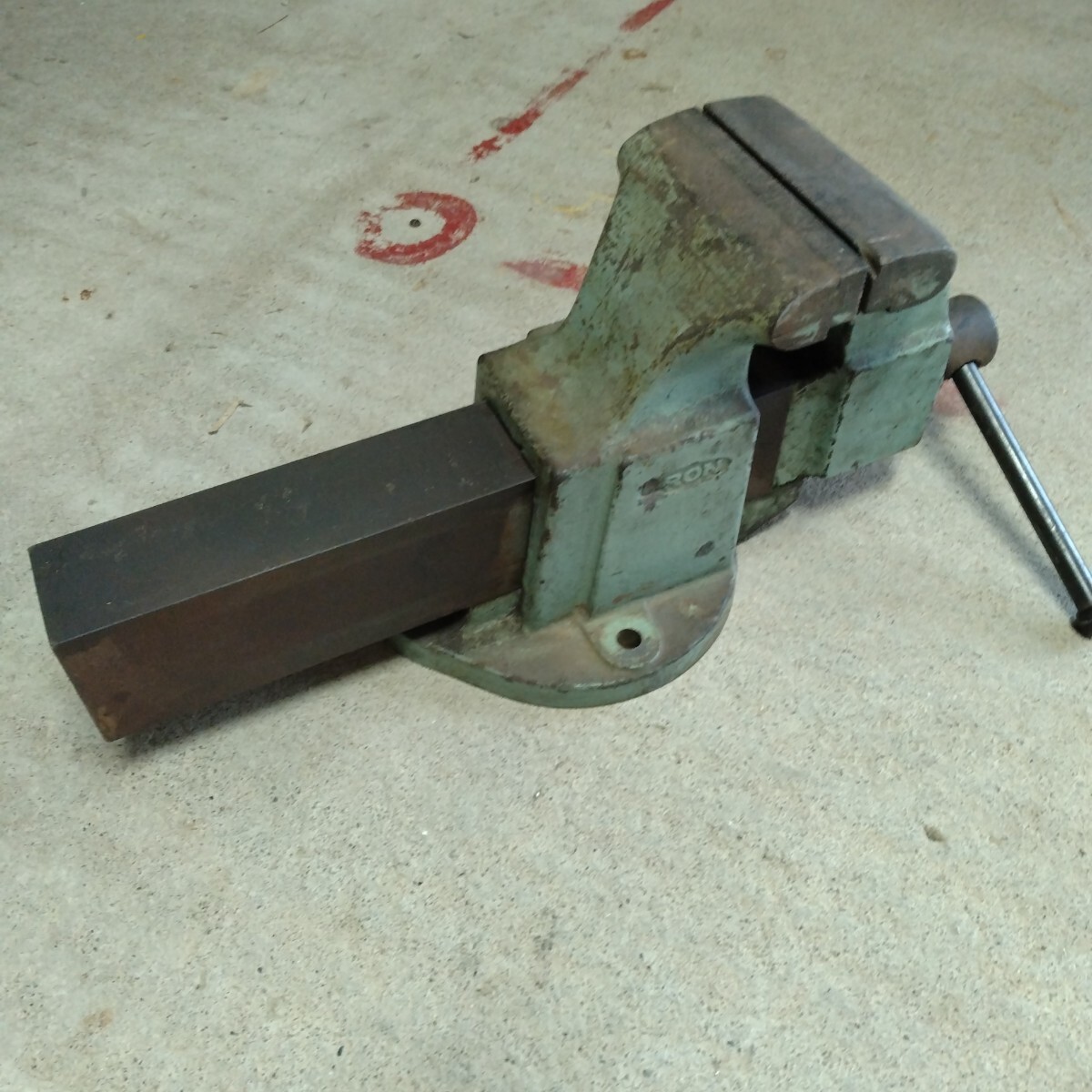 Yahoo!オークション - ナベヤ ERON 150J ダクタイルバイス 万力 重さ29...