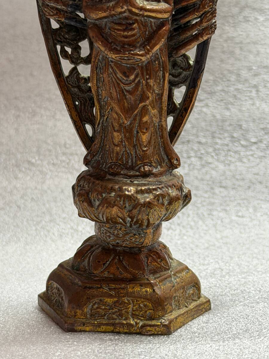 Yahoo!オークション - 厨子入り（木製品） 千手観音菩薩 金仏 金銅製品