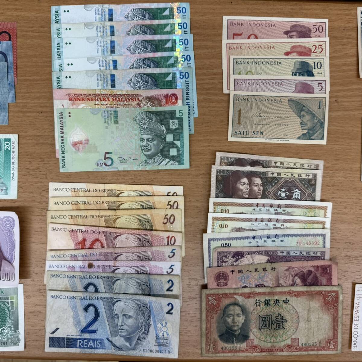 Yahoo!オークション - #4247A 外国銭まとめ約630g ドル 元 ウォン他 ア...