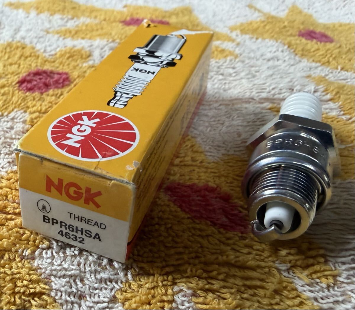 Yahoo!オークション - 送料込み・スパークプラグ・NGK・日本特殊陶...