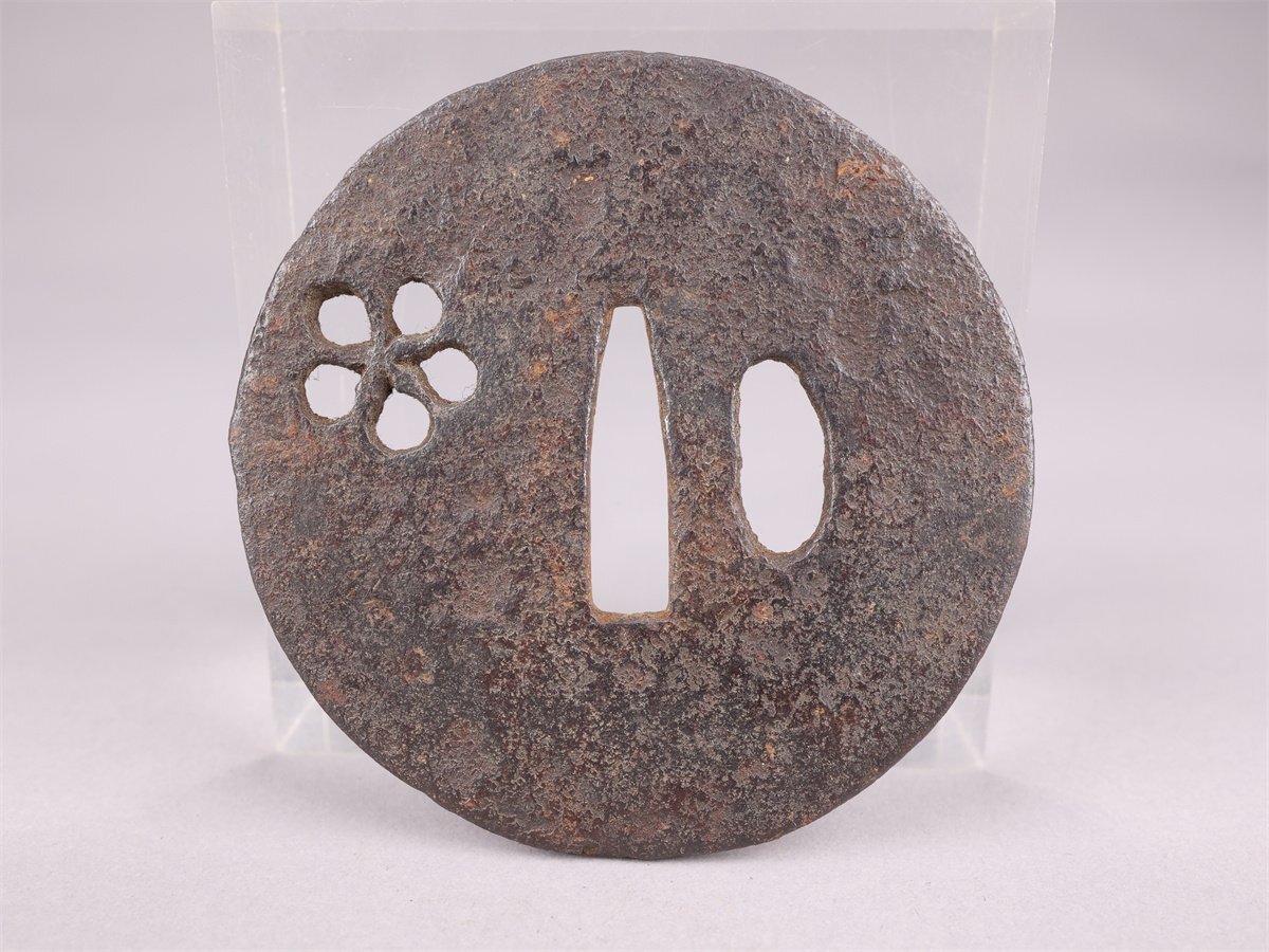 Yahoo!オークション - 【志】A670 鍔 無銘 鉄地 桜 幅8㎝ 重102g