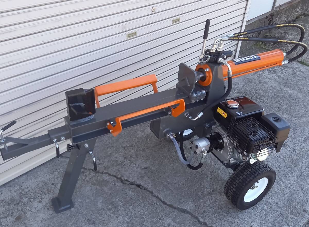 Yahoo!オークション - 組立済発送 薪割り機 16t 6.5Hpエンジン シン...