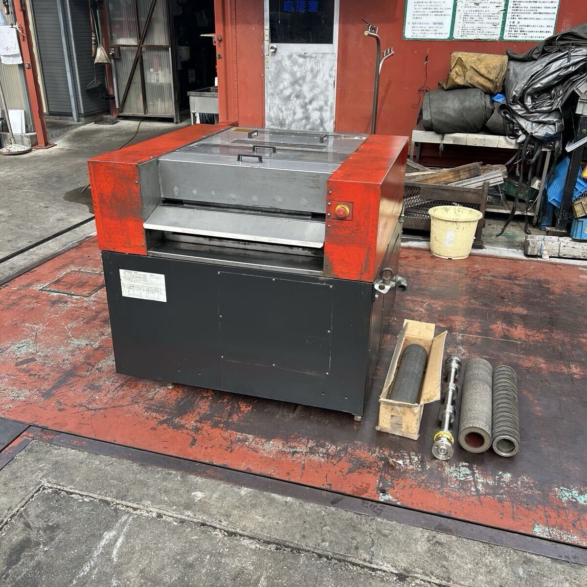 Yahoo!オークション - T2453 AMADA バリ取り機 IBT610Ⅱ 2002年製 切削...