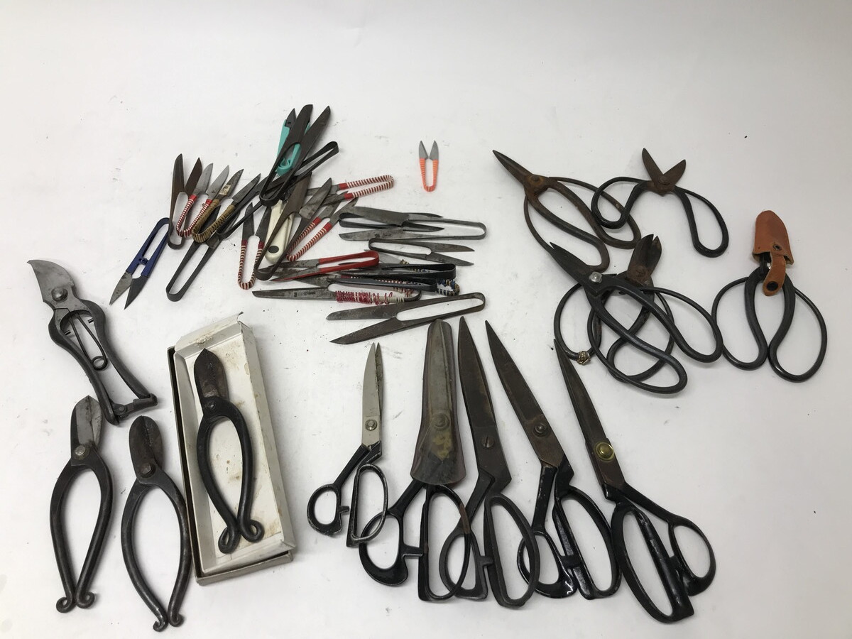 Yahoo!オークション - 11.453 切狭 糸切ばさみ 布切狭まとめ 盆栽ばさ...