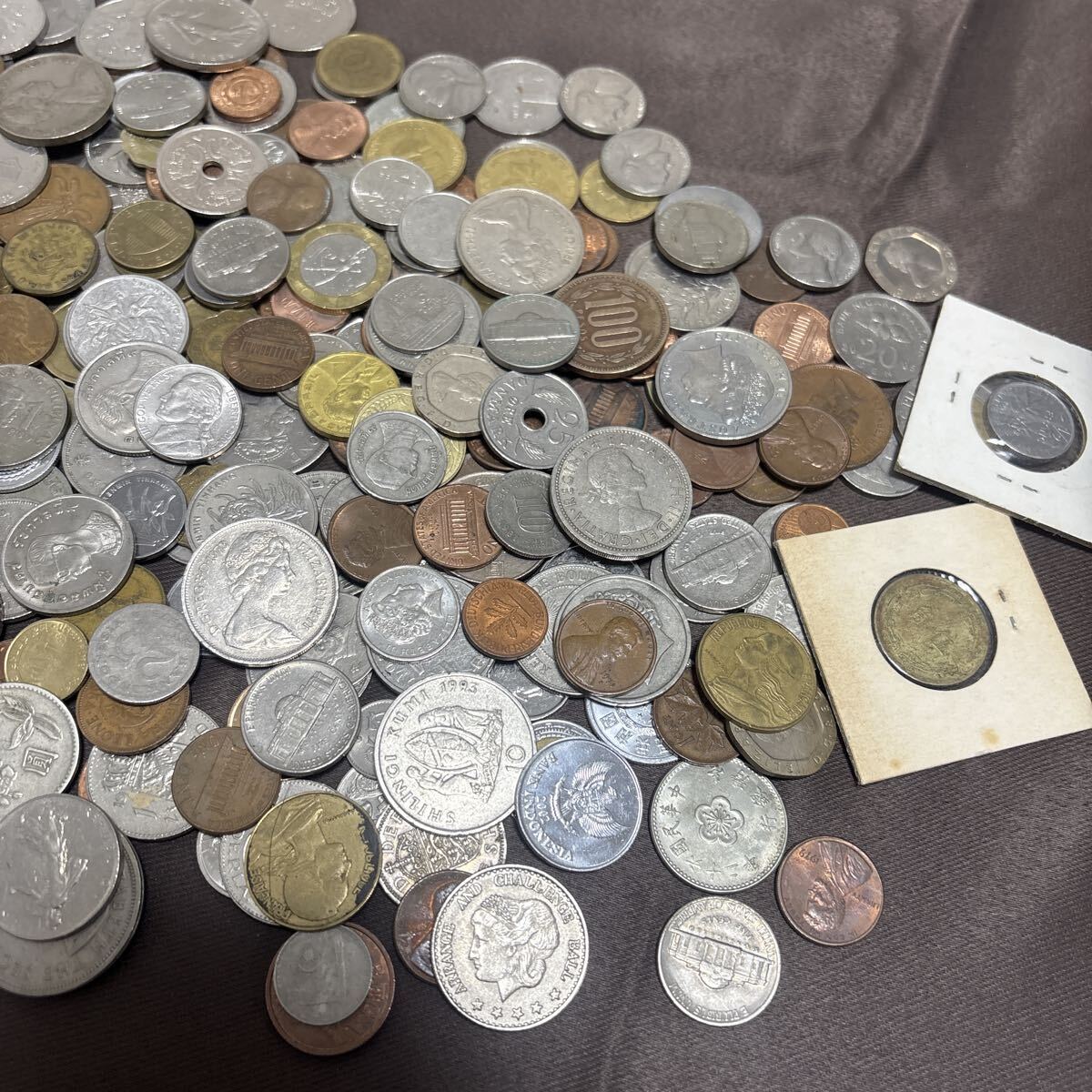 Yahoo!オークション - B2 外国硬貨 コイン 約1.2kg 外国銭 アメリカ/中...