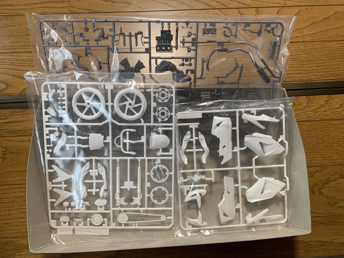 Yahoo!オークション - タミヤ 1/12 レプソルホンダRC211V'06(カルト)