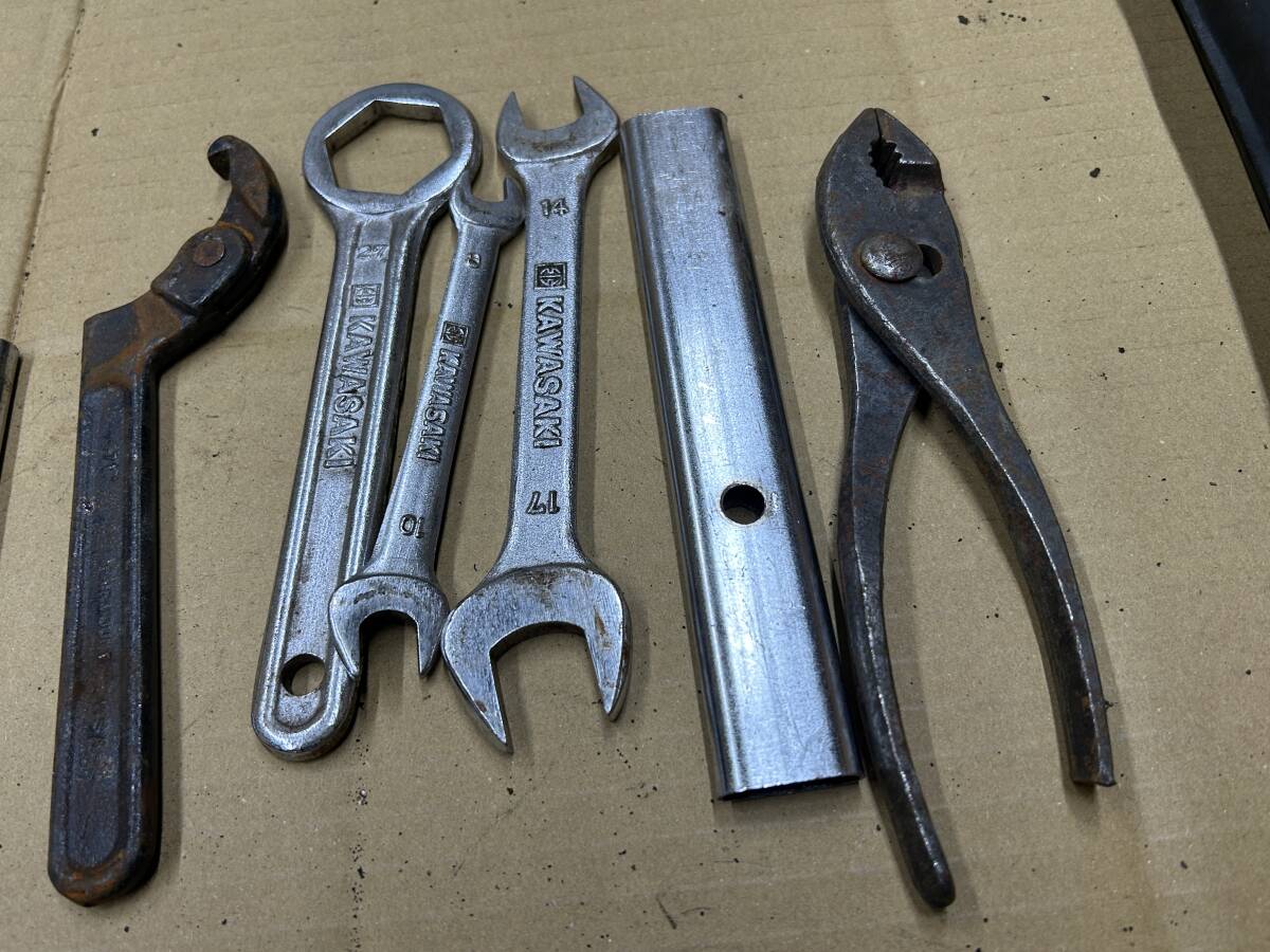 Yahoo!オークション - Z1 Z2 KZ 当時物 車載工具