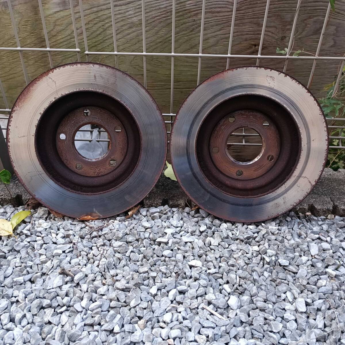 Yahoo!オークション - デリカD5 純正ブレーキローター中古1台分