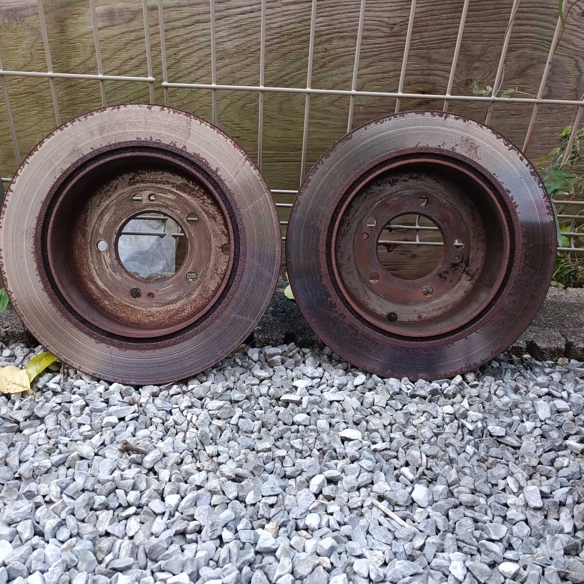 Yahoo!オークション - デリカD5 純正ブレーキローター中古1台分