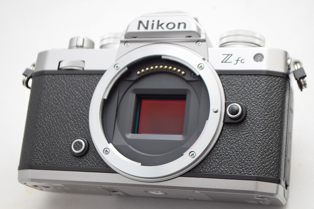 Yahoo!オークション - 美品 Nikon ニコン Zfc ボディ シルバー ショッ...