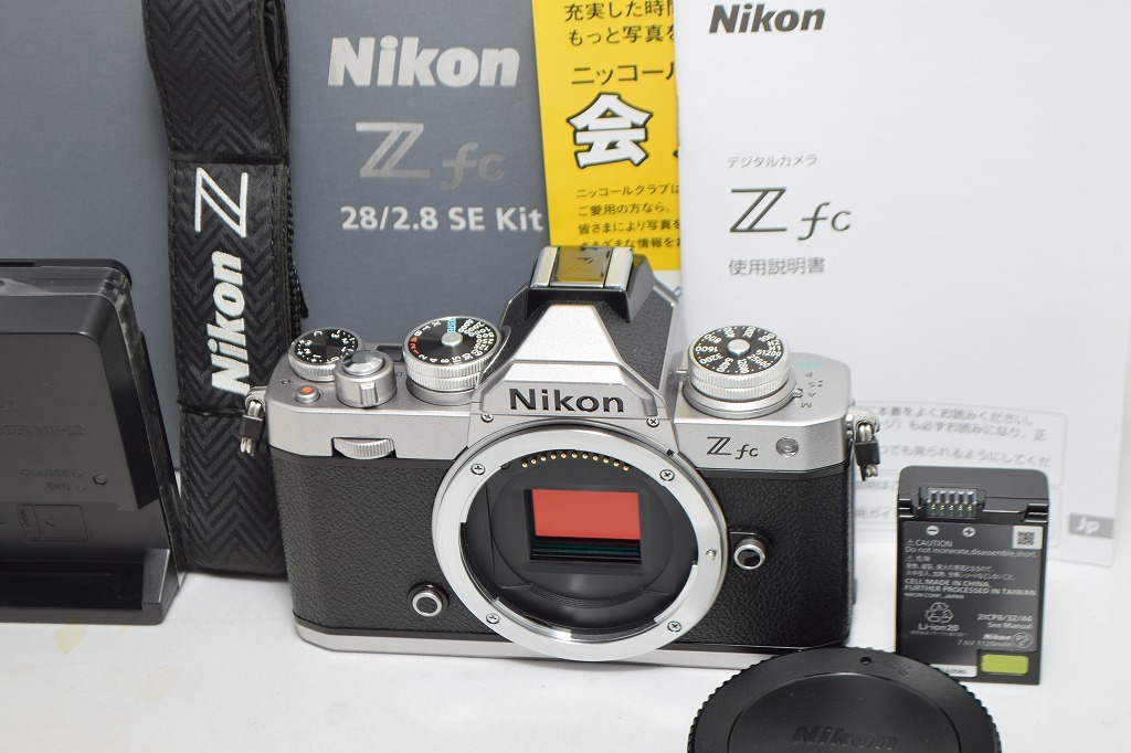 Yahoo!オークション - 美品 Nikon ニコン Zfc ボディ シルバー ショッ...